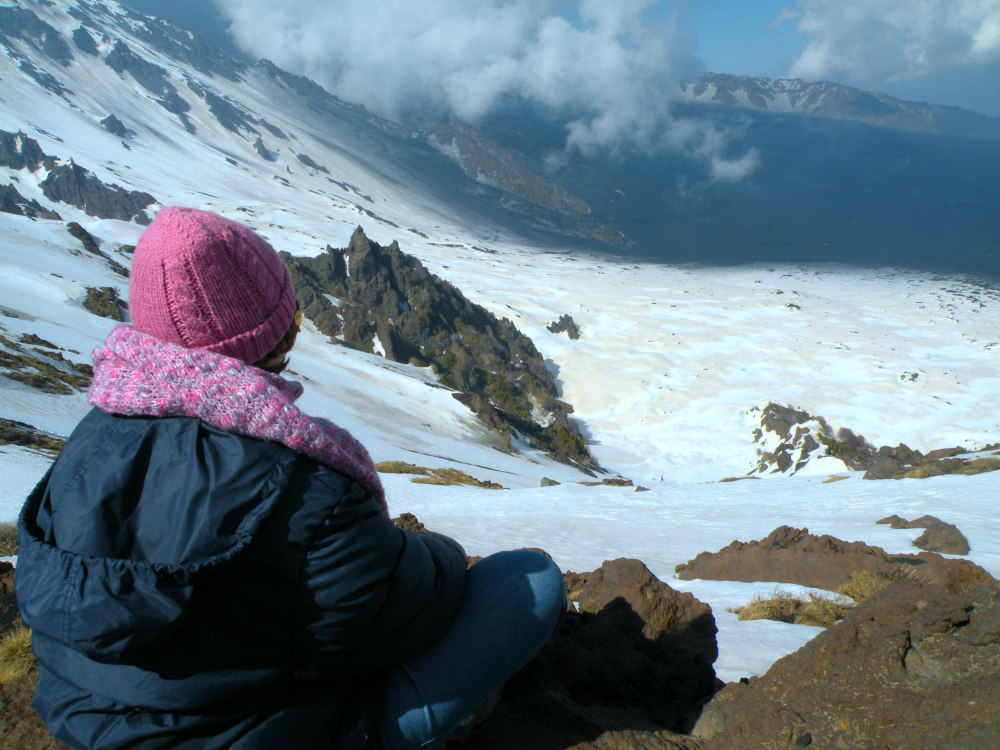 Lone Hikers: challenging Mt Etna every day