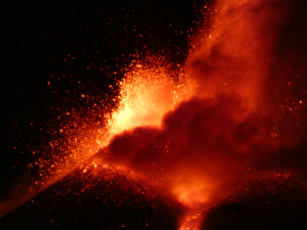 Volcanoes: Gates of Hell